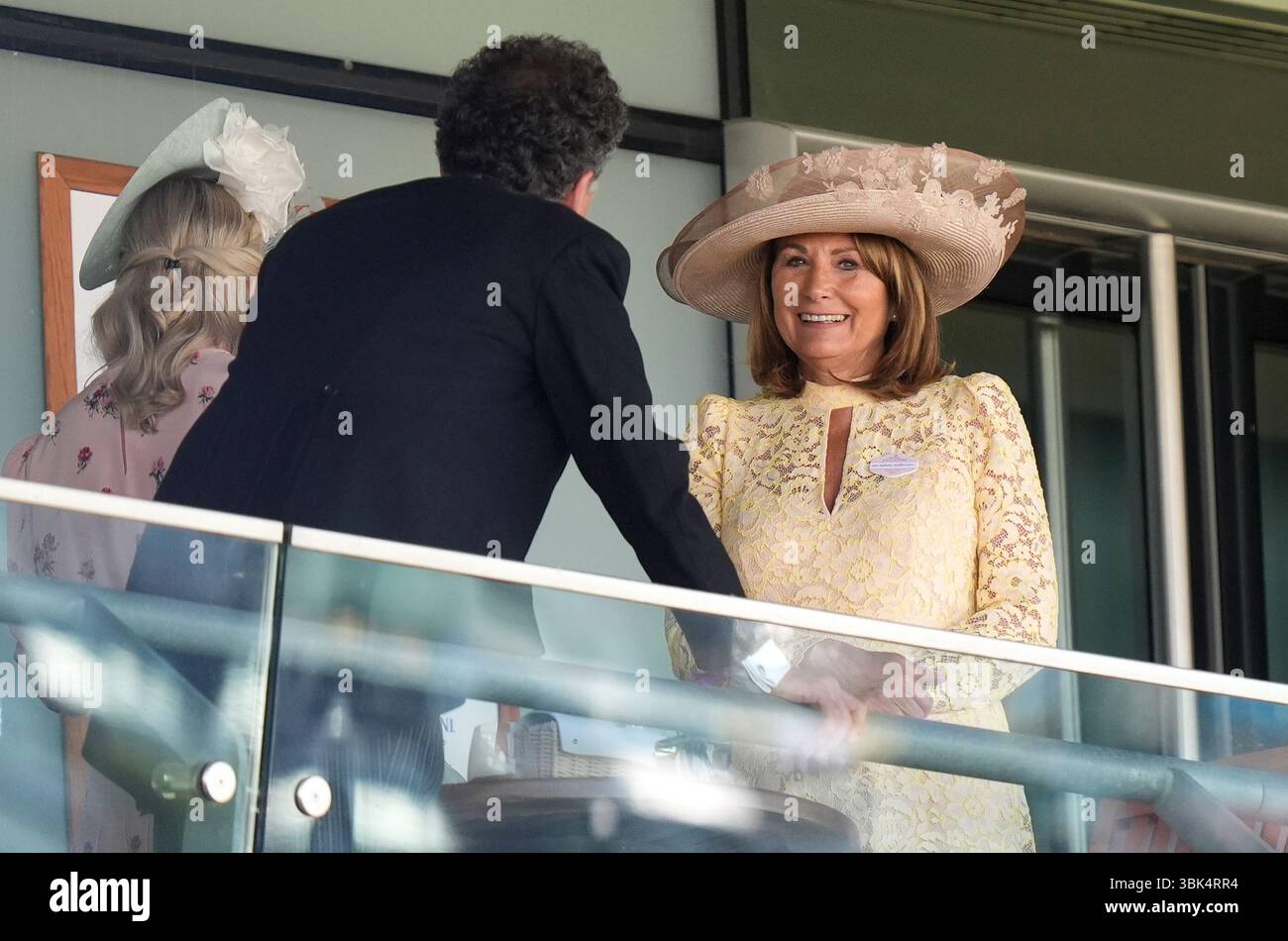 Carole Middleton watching the Queen Mary Stakes on day two of Royal ...