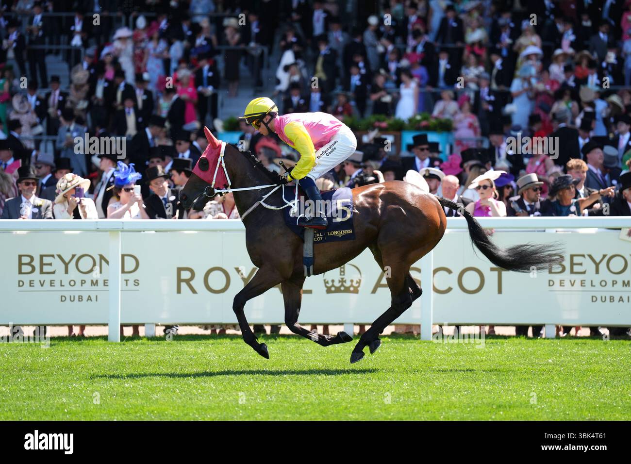 Eskimo Pie ridden by Dylan Browne McMonagle goes to post ahead of the ...