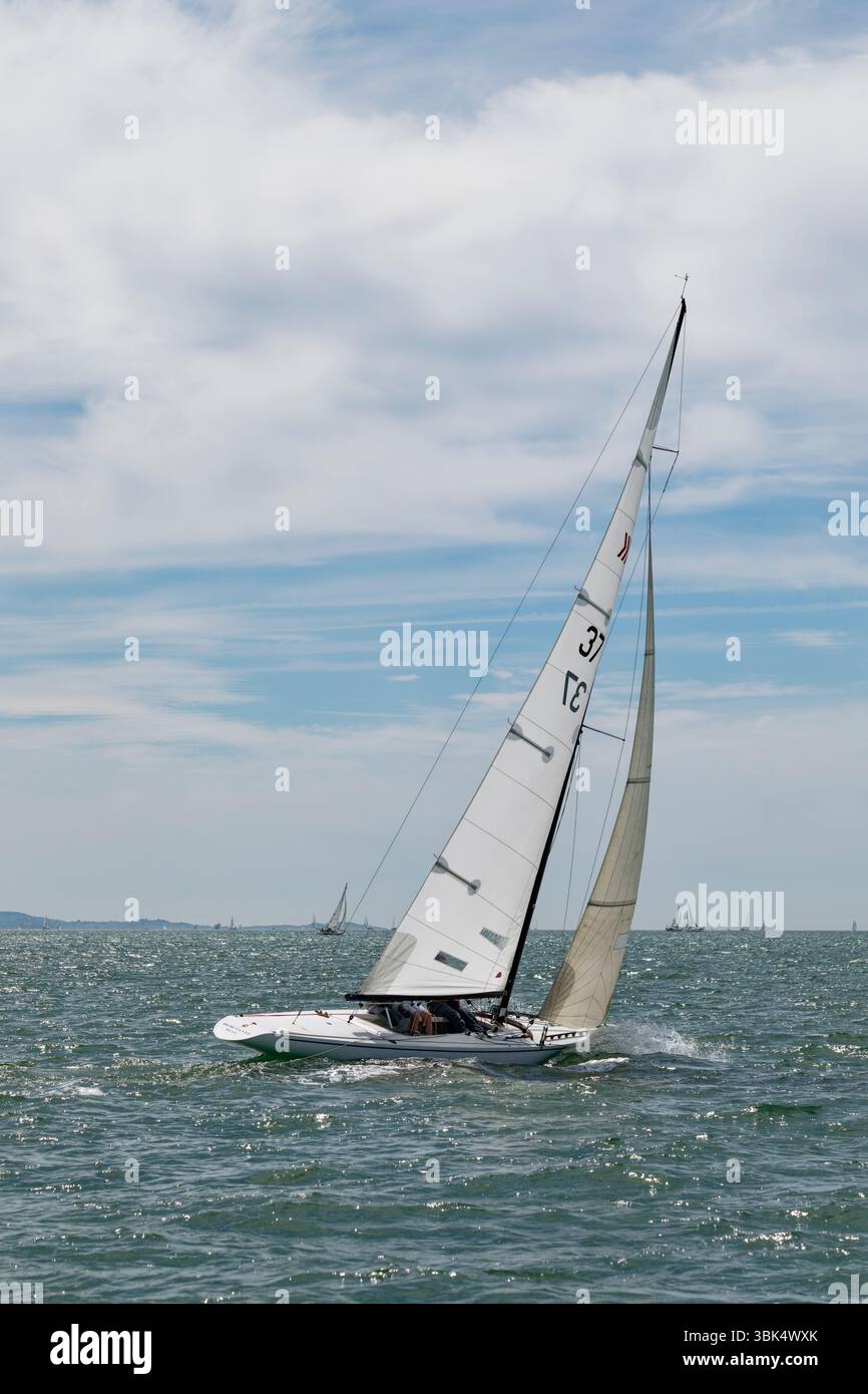 Daring racing yacht hi-res stock photography and images - Alamy