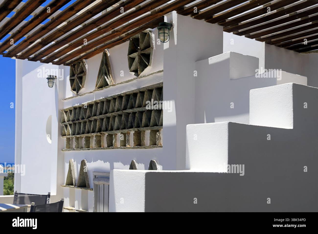 Traditional Tinian architectural elements used in modern architectural ...