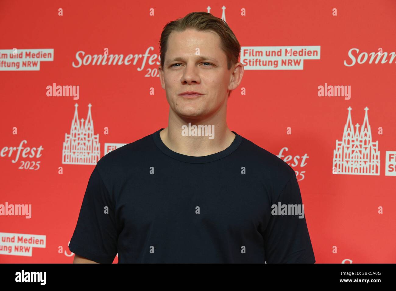 Schauspieler Maximilian Max von der Groeben kommt zum Sommerfest 2025 ...