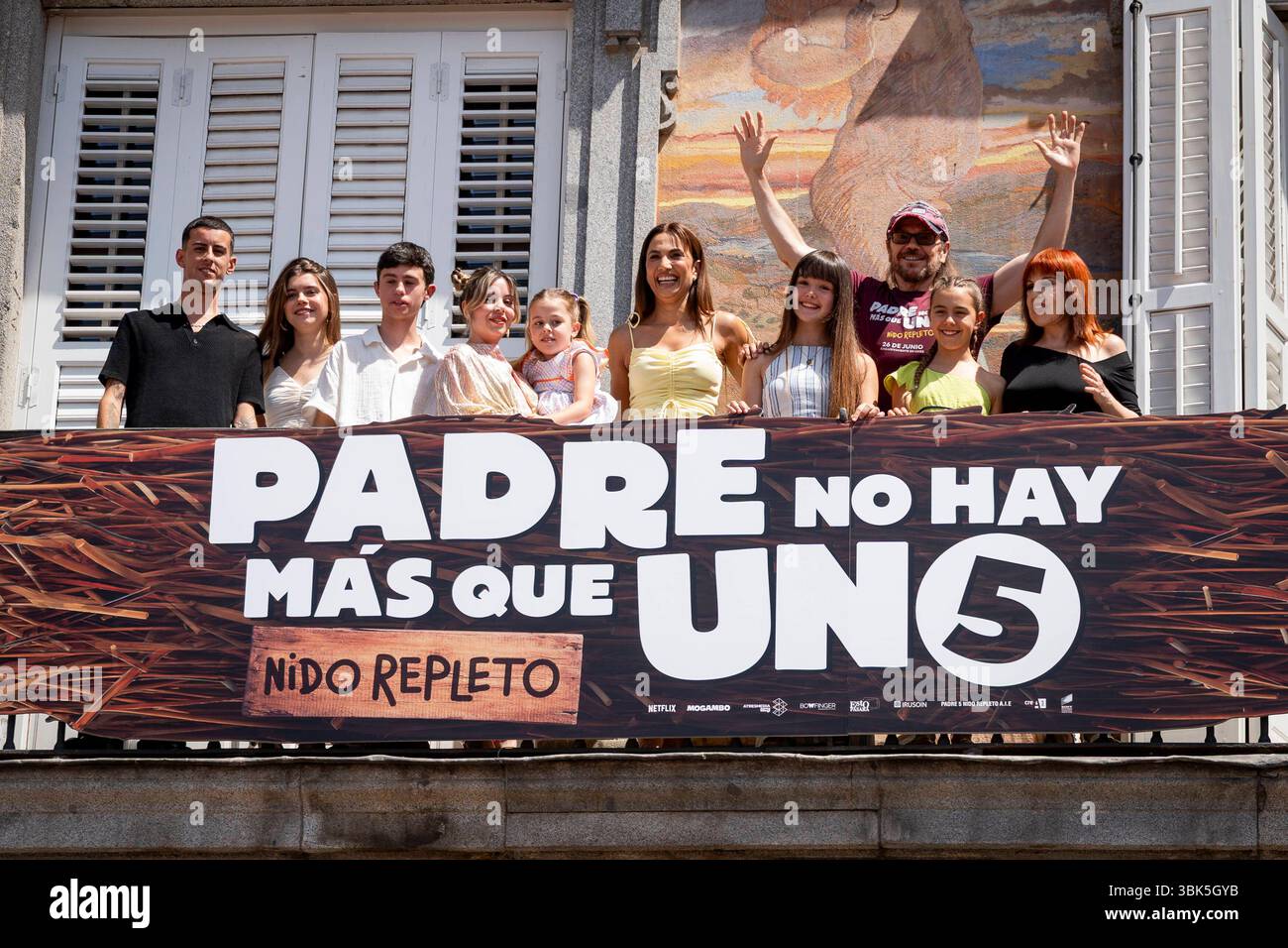 Padre no hay mas que uno 5 Nido Repleto Premiere, Madrid, Spain - 18 ...