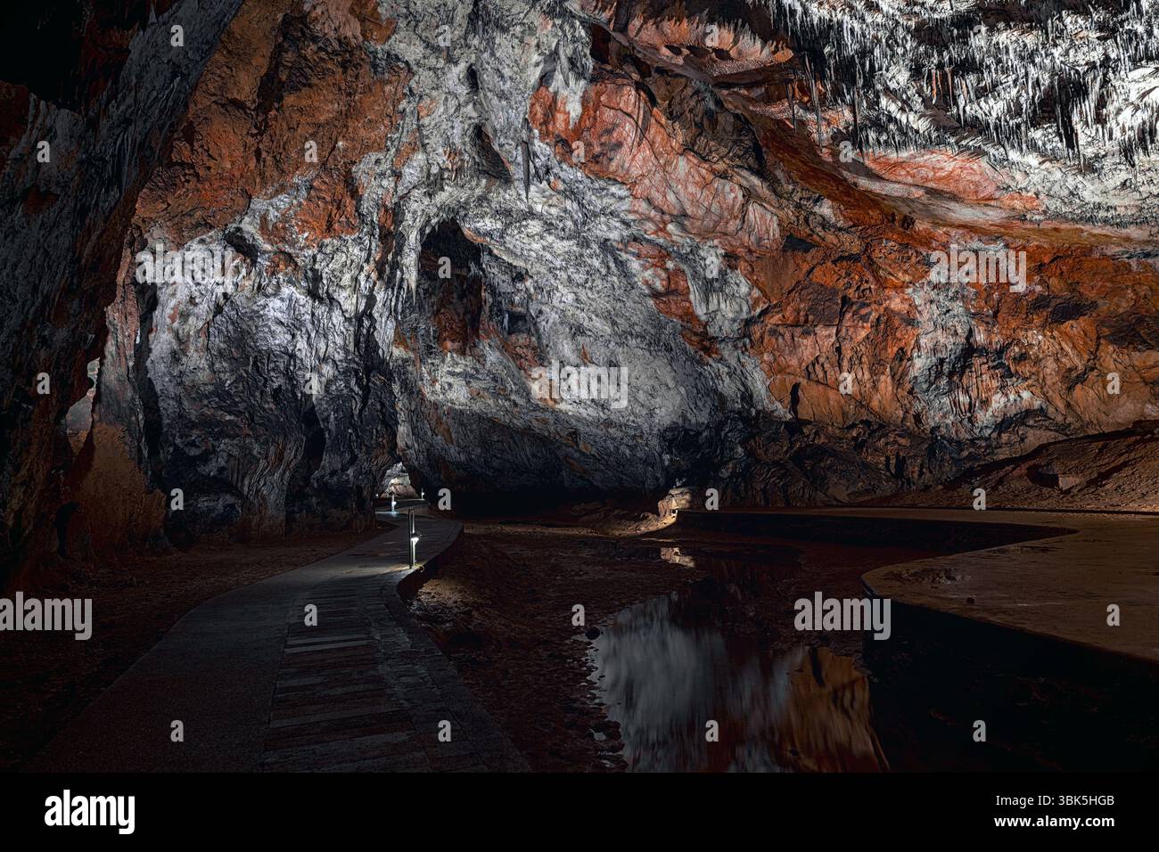 Underground cave texture closeup photo with limestone Stock Photo - Alamy