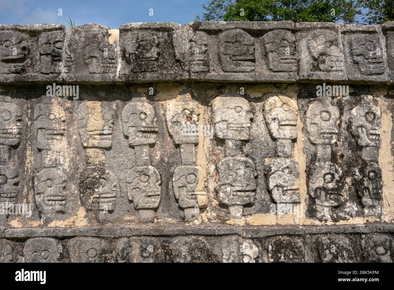 Ancient carved reliefs hi-res stock photography and images - Alamy