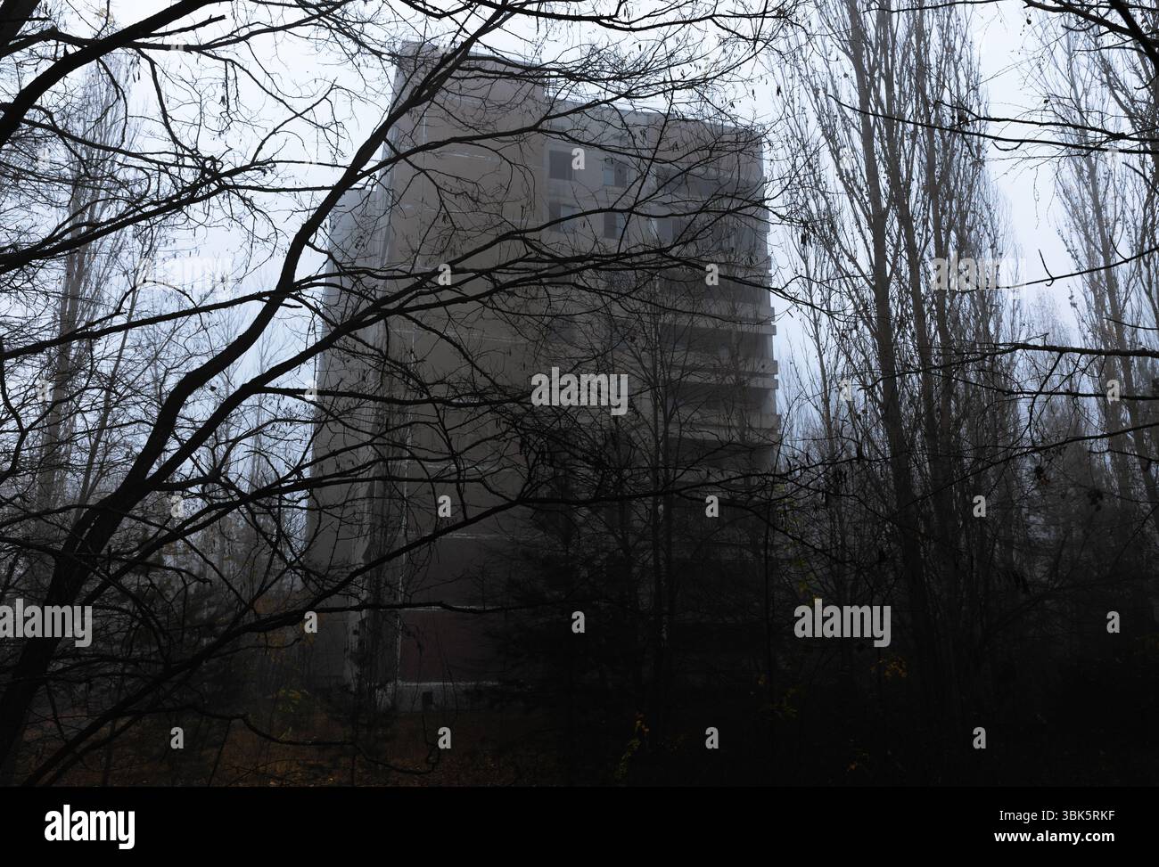 Abandoned city of pripyat 2019 in ruins hi-res stock photography and ...