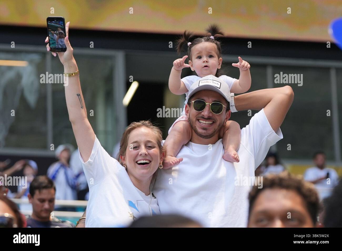Spectators react ahead of the Club World Cup group H soccer match ...