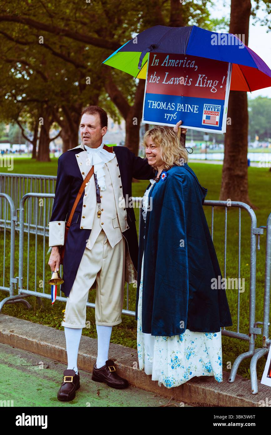 No kings pro democracy movement hi-res stock photography and images - Alamy