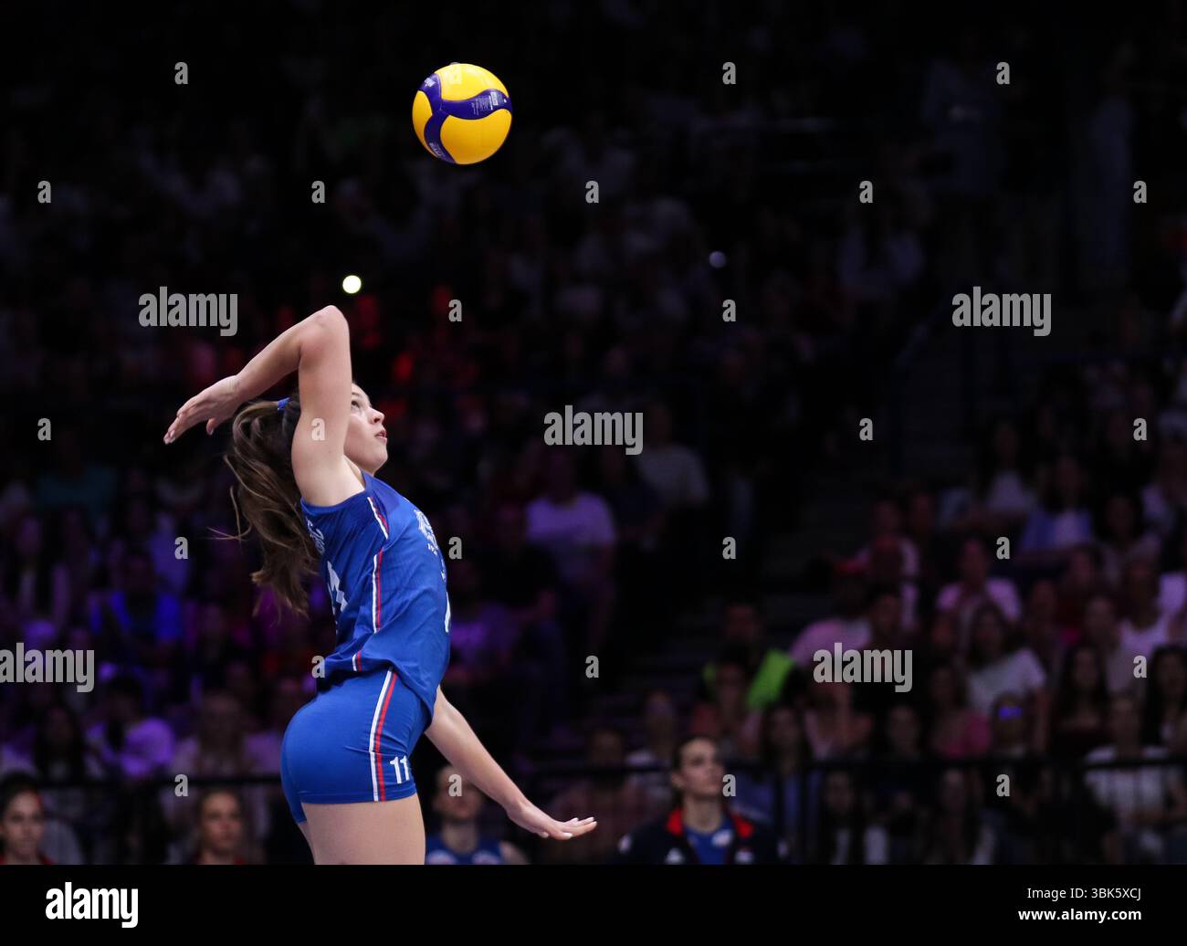 Belgrade, Serbia. 18th Jun, 2025. Hena Kurtagic of Serbia serves during ...