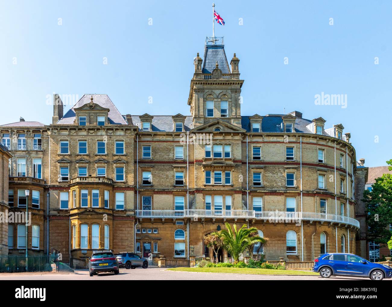 Bourne Avenue, Bournmouth, UK - JUne 18th 2025: Bournemouth Town Hall ...