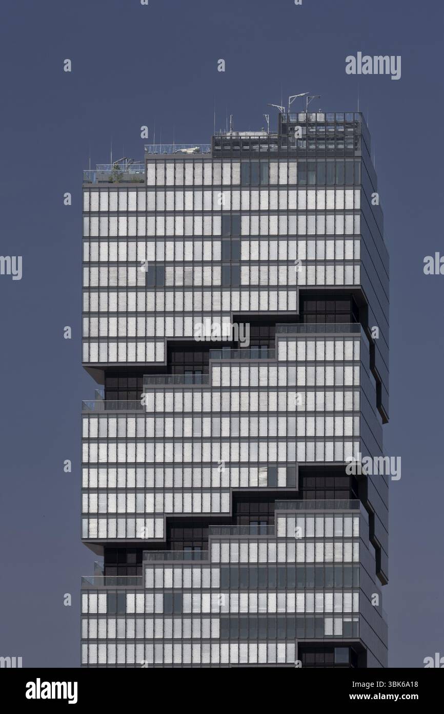 EDGE East Side Tower, Amazon Tower, Friedrichshain-Kreuzberg, Berlin ...