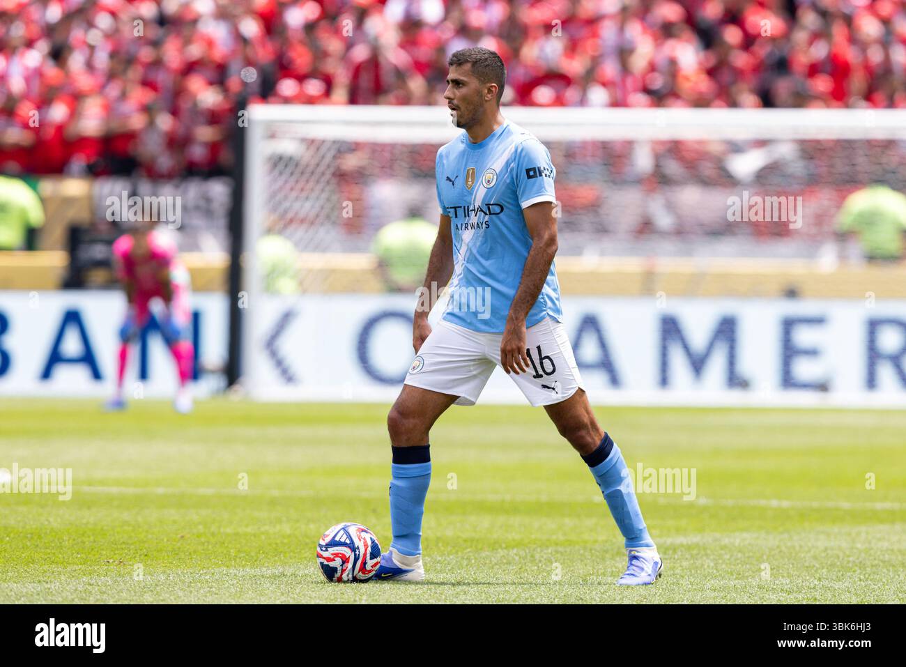 PHILADELPHIA, PENNSYLVANIA - JUNE 18: Rodri of Manchester City during ...