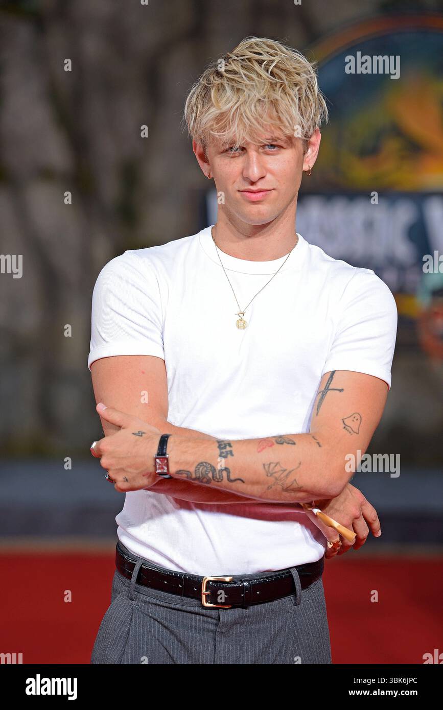 Theo Carow bei der Deutschlandpremiere von JURASSIC WORLD: REBIRTH DIE ...