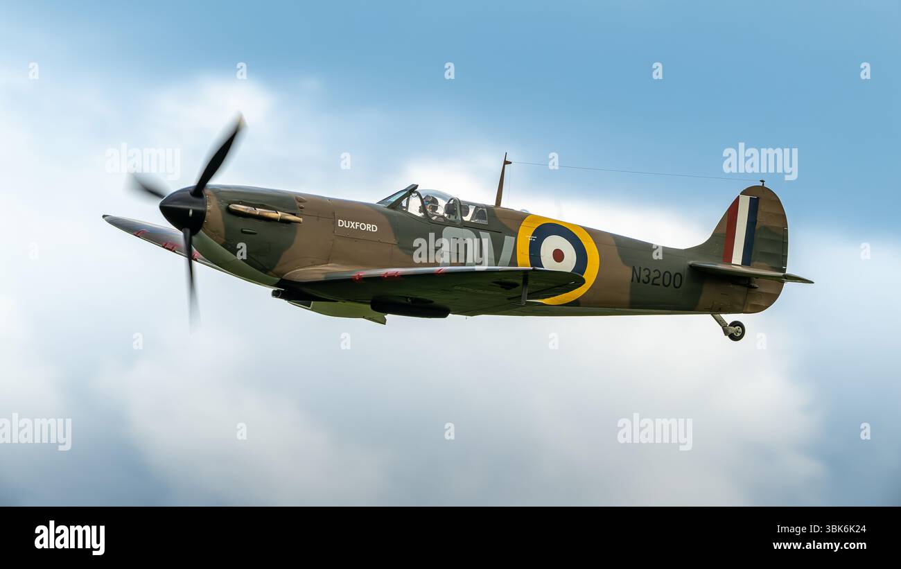 Supermarine Spitfire Mk Ia Stock Photo - Alamy