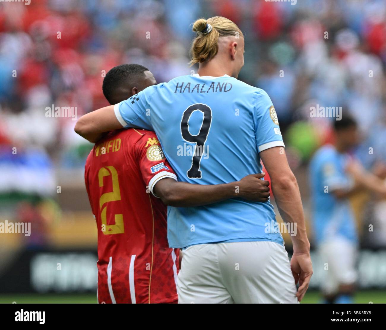 PHILADELPHIA, PENNSYLVANIA - JUNE 18: Erling Haaland of Manchester City ...