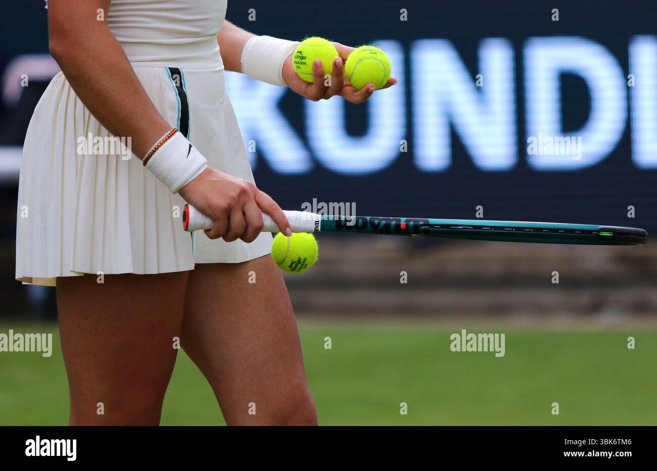 Mirra andreeva hi-res stock photography and images - Alamy