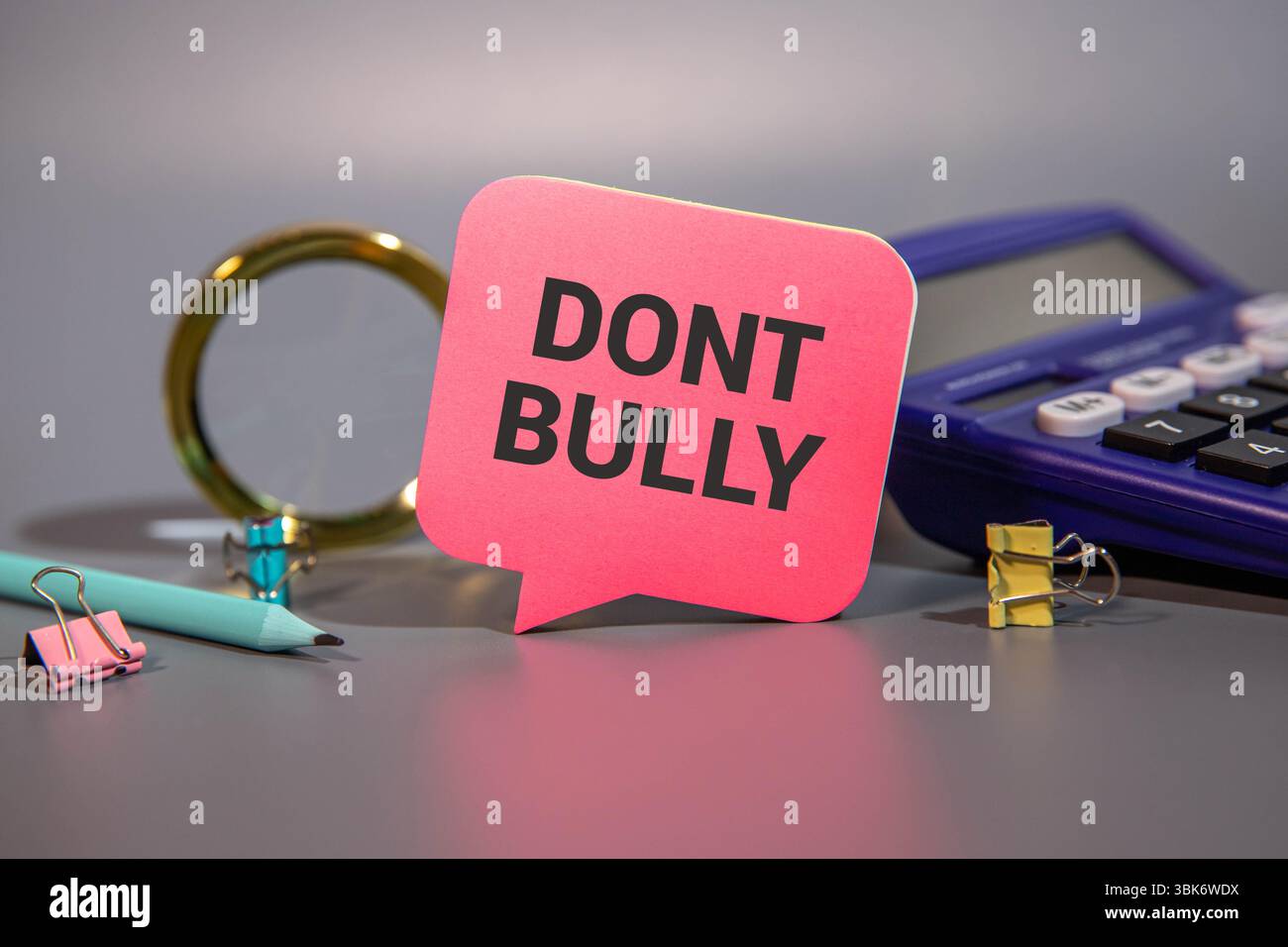 Don't go away. Message, quote, missing concept Stock Photo - Alamy