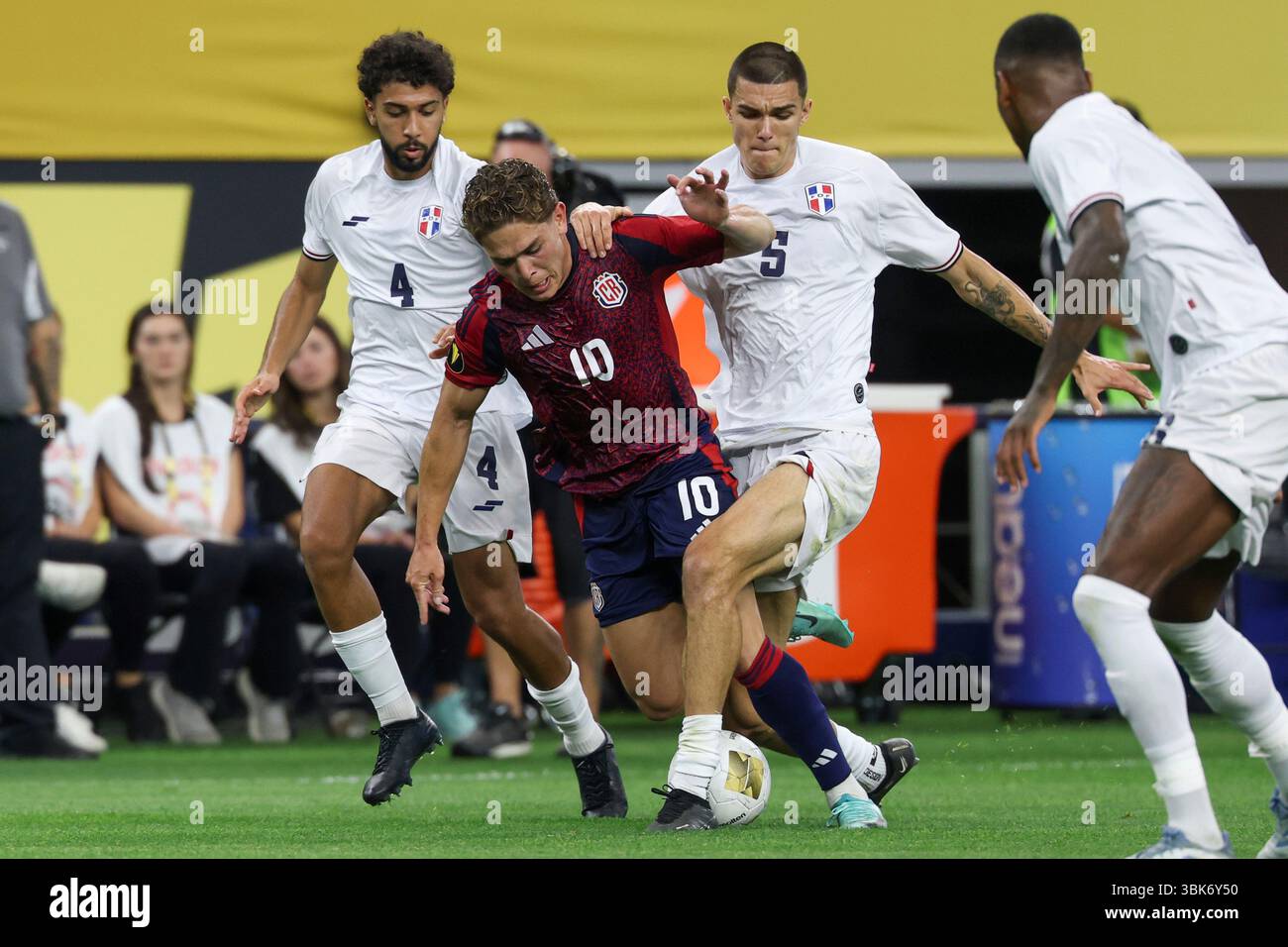 ARLINGTON, TX - JUNE 18: Costa Rica midfielder Brandon Aguilera (10) is ...