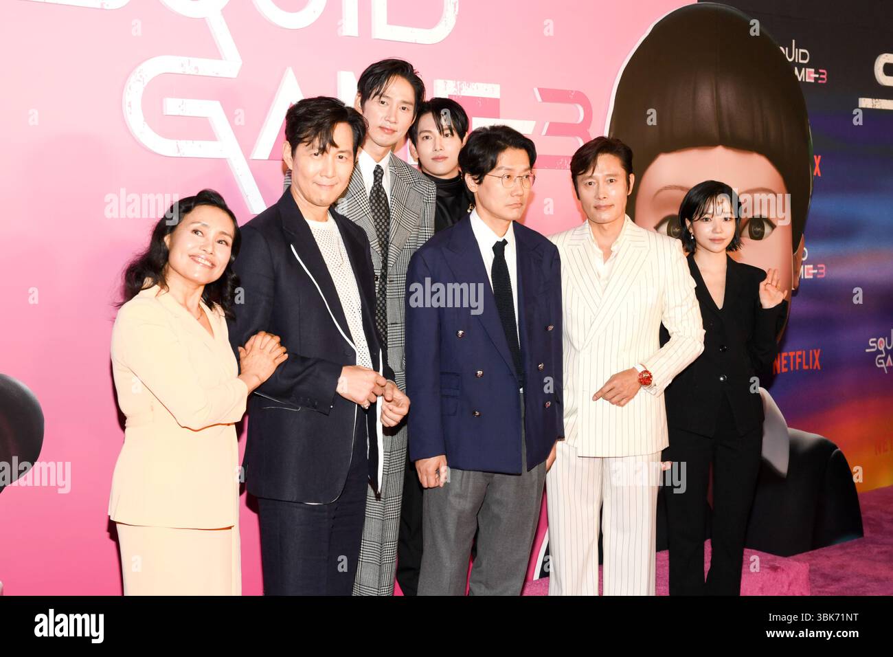 New York, USA. 18th June, 2025. Park Sung-hoon, Lee Jung-jae, Hwang ...