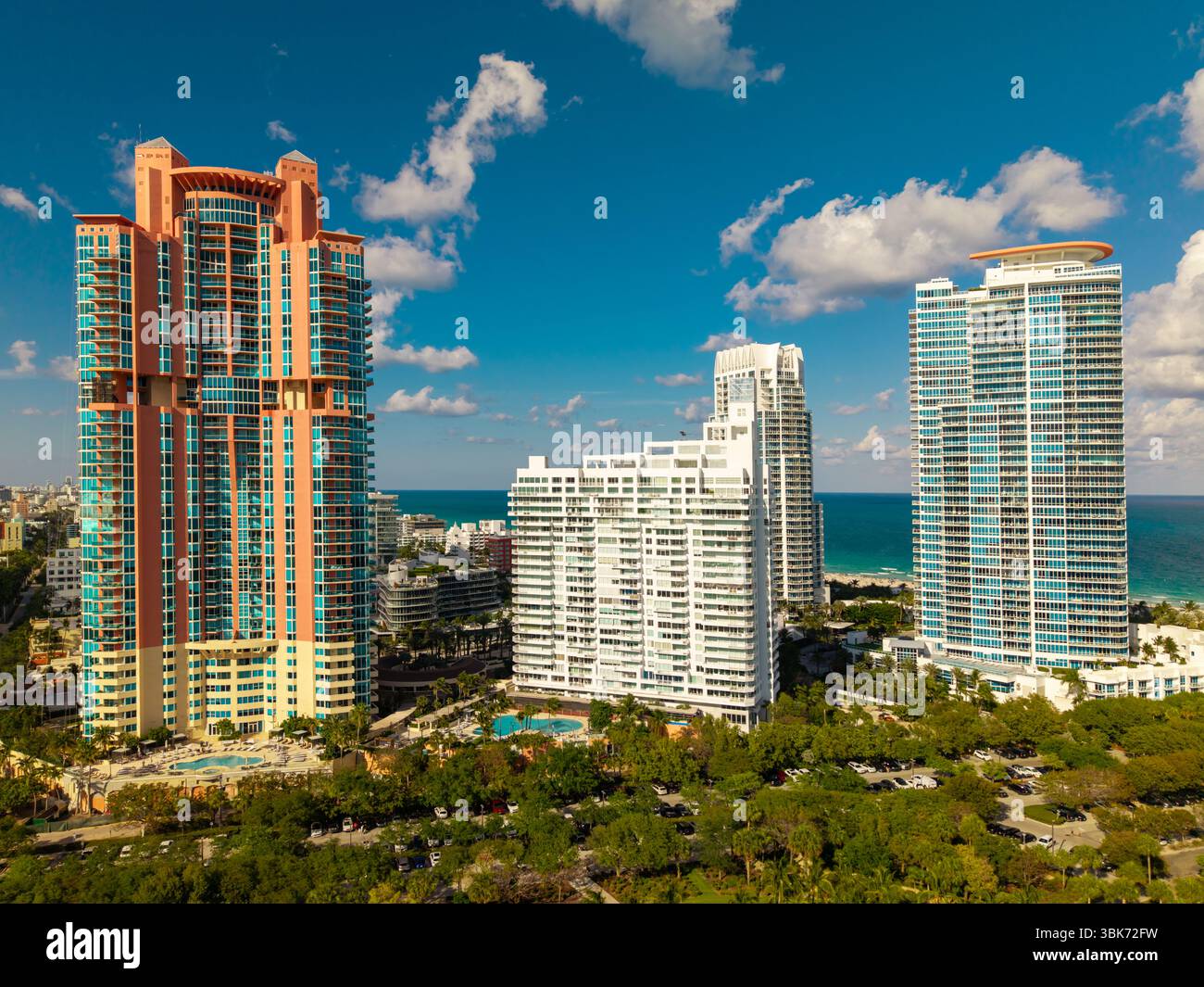 Aerial miami scene bridge bay hi-res stock photography and images - Alamy