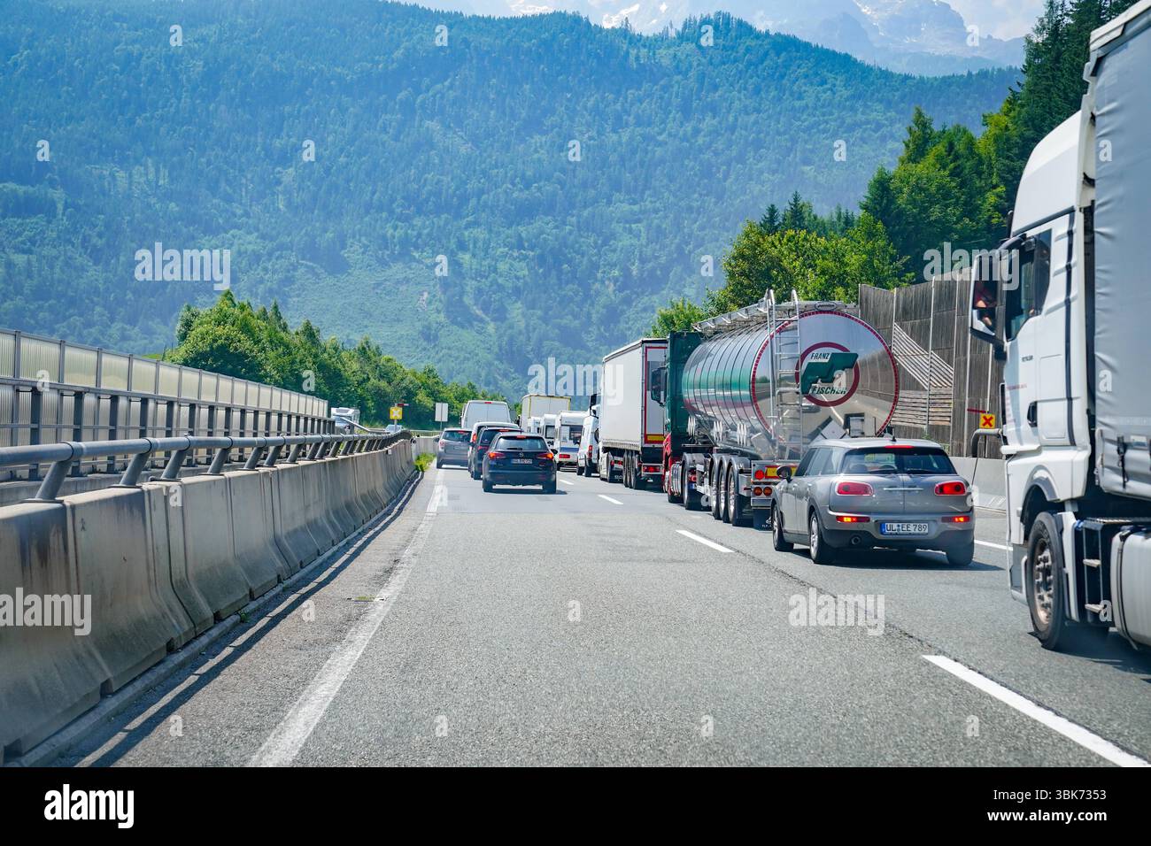 Pfarrwerfen, Österreich, Europa, Autobahn A10, Tauernautobahn, Stau ...