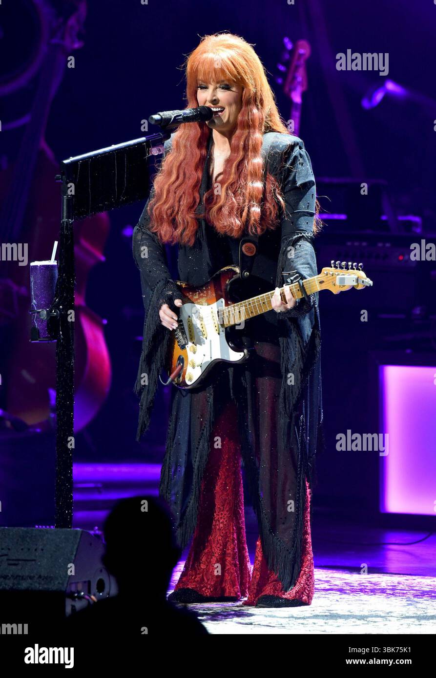 Wynonna Judd on stage for Wynonna Judd - The Greatest Hits Tour, Peace ...