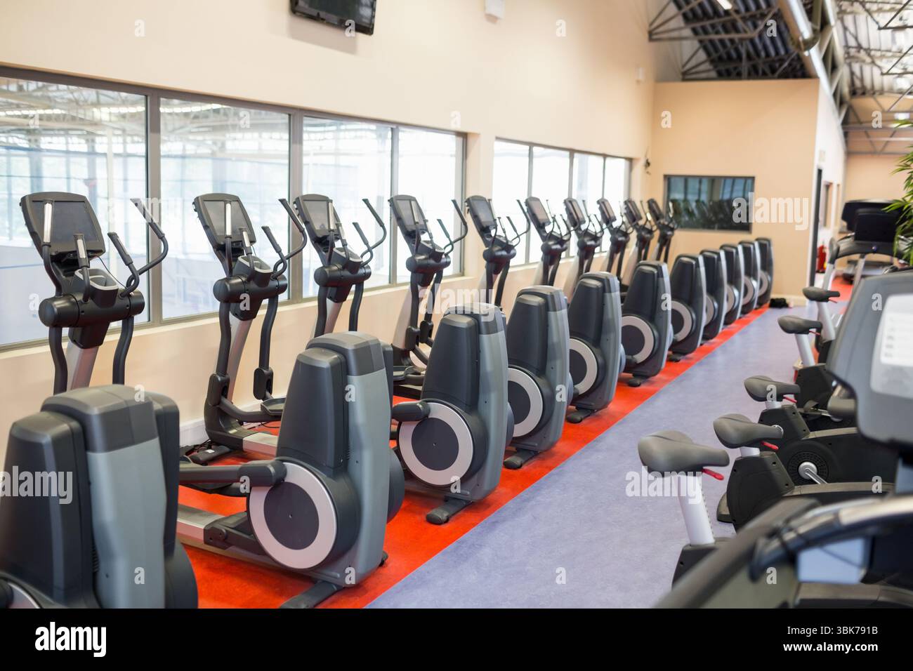 Interior classes hi-res stock photography and images - Alamy