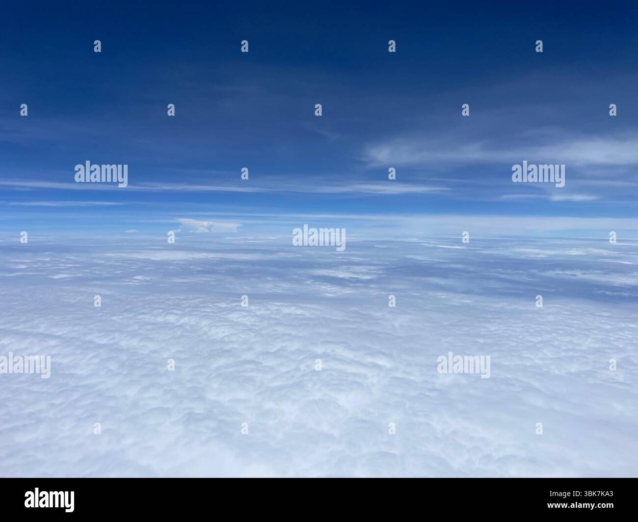 Tranquil serene atmosphere billowy hi-res stock photography and images - Alamy