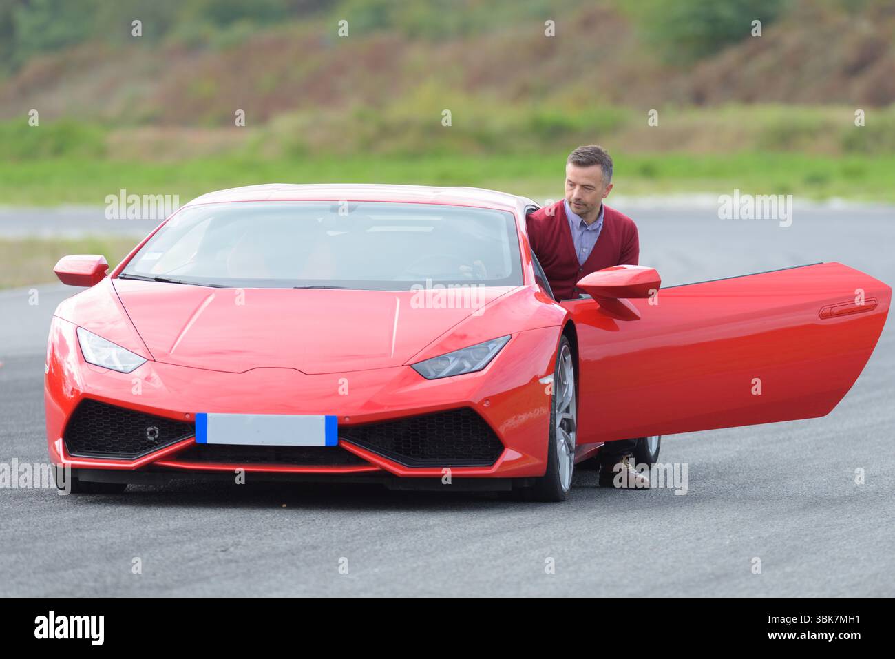 Inside motorsport hi-res stock photography and images - Alamy