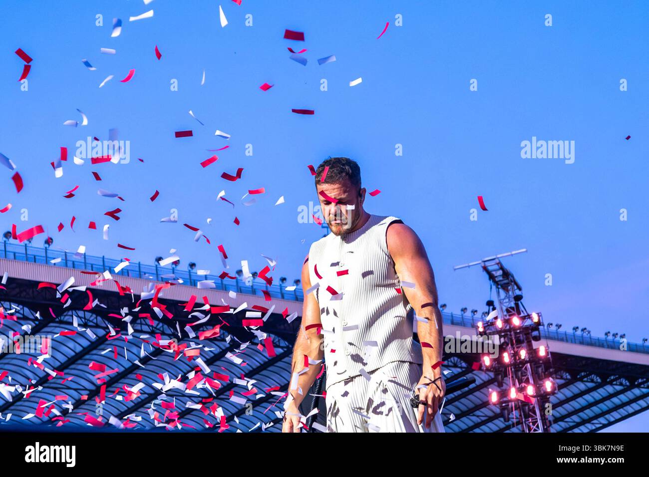 Music Concert - Imagine Dragons Loom World Tour Live 2025 Dan Reynolds ...