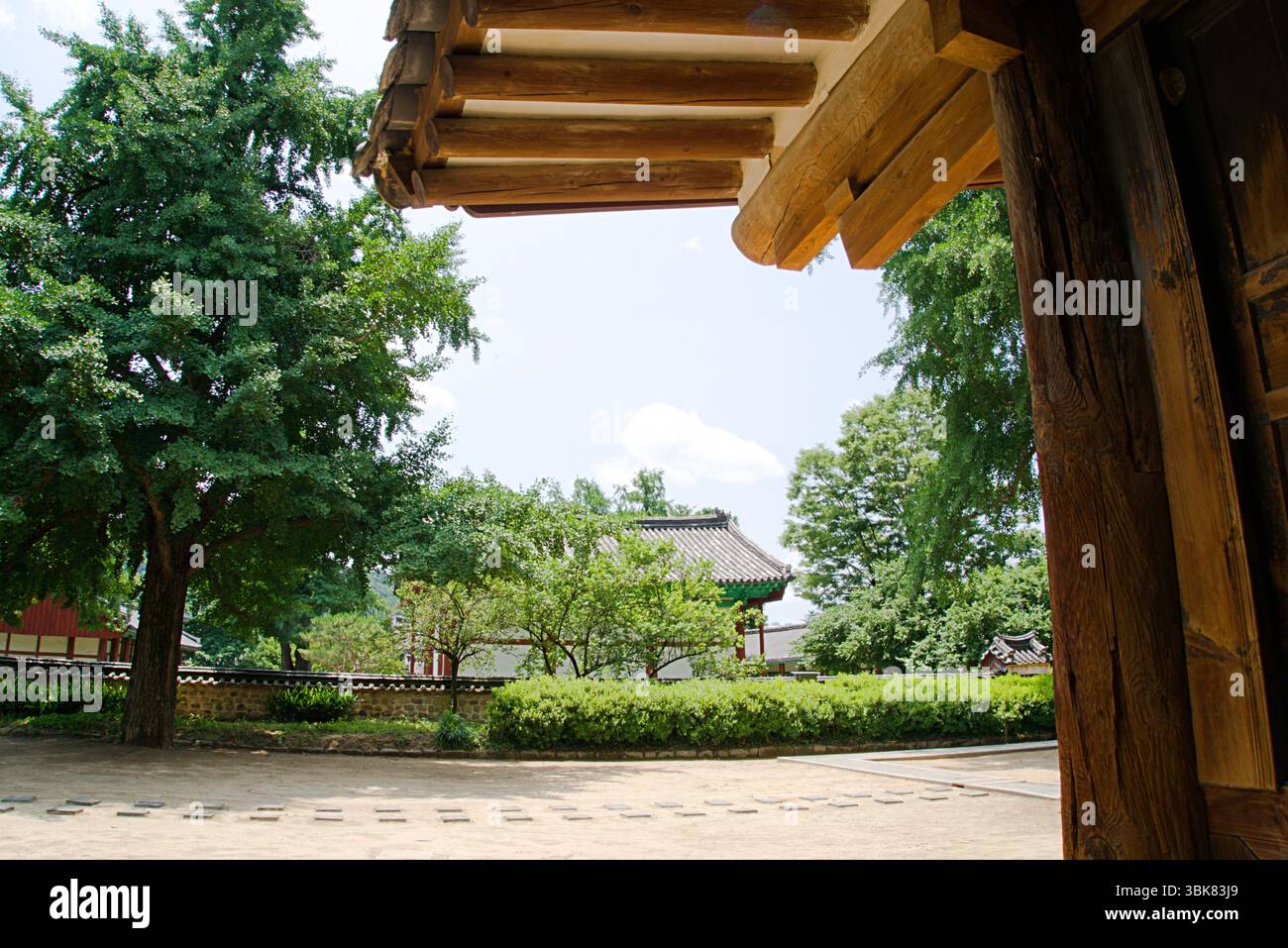 Aerial view korean traditional house hi-res stock photography and ...