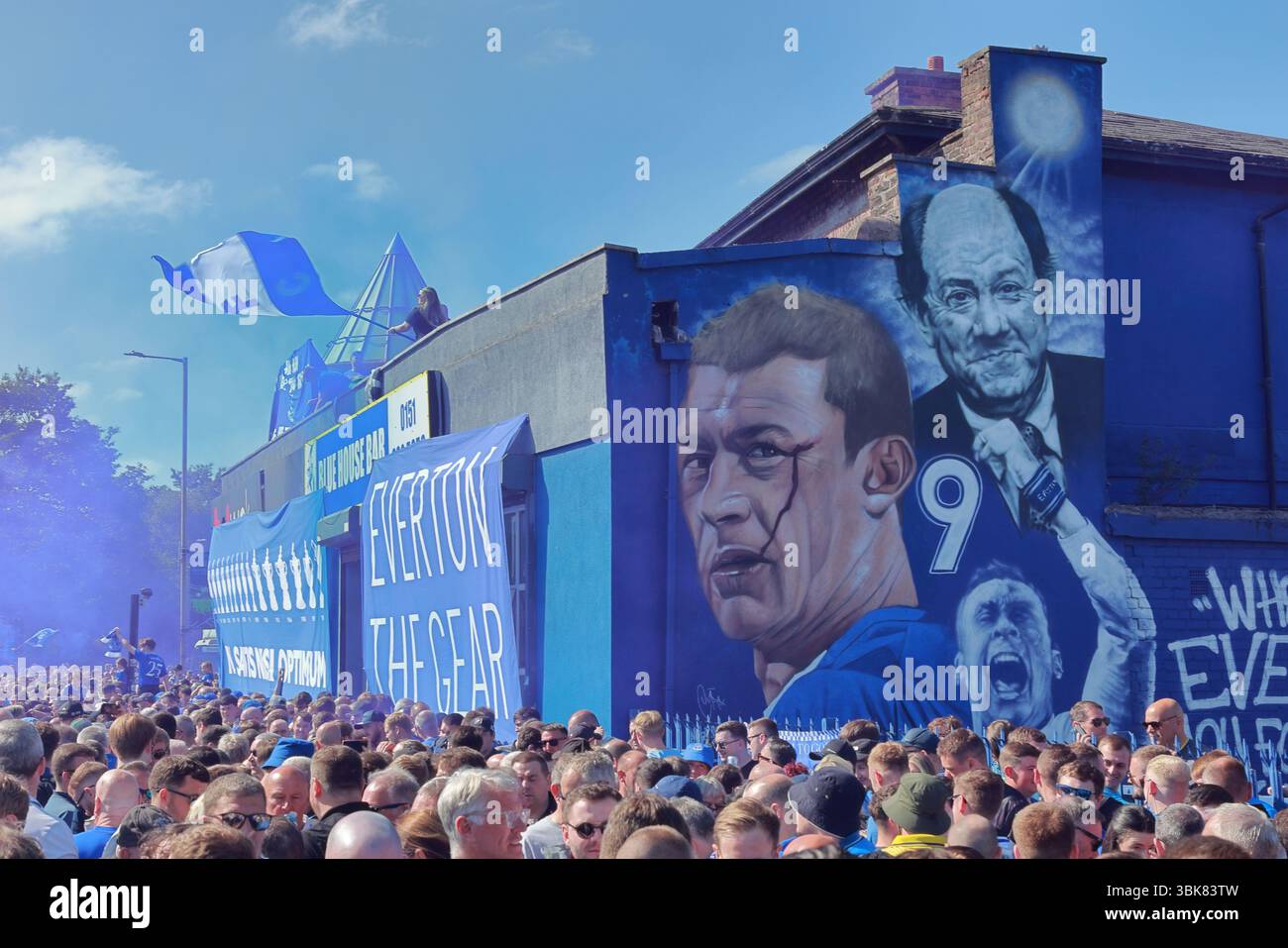 The scenes outside Goodison Park, prior to the final mens first team ...