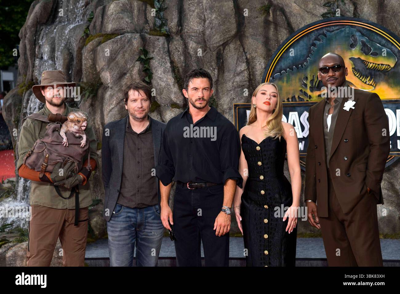 Ranger mit Dolores Gareth Edwards Jonathan Bailey, Scarlett Johansson ...