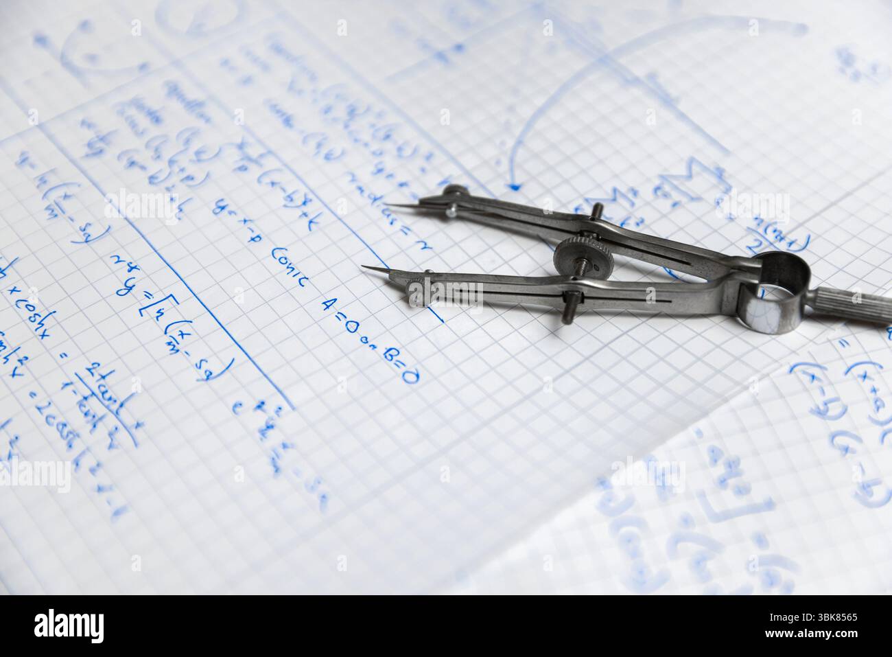 Math graph paper hi-res stock photography and images - Alamy
