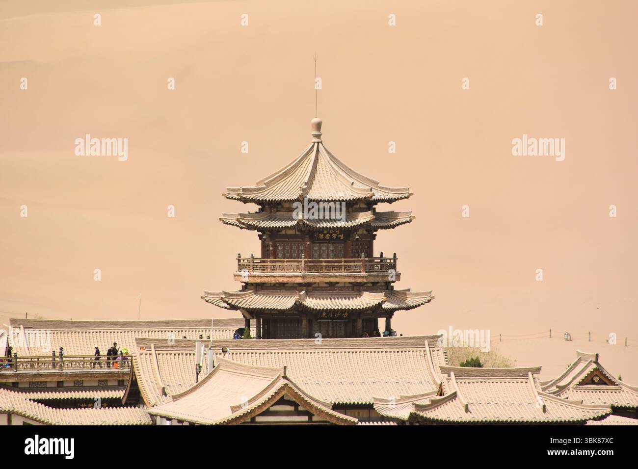 Chinese Temple in the Desert at Dunhuang Stock Photo - Alamy