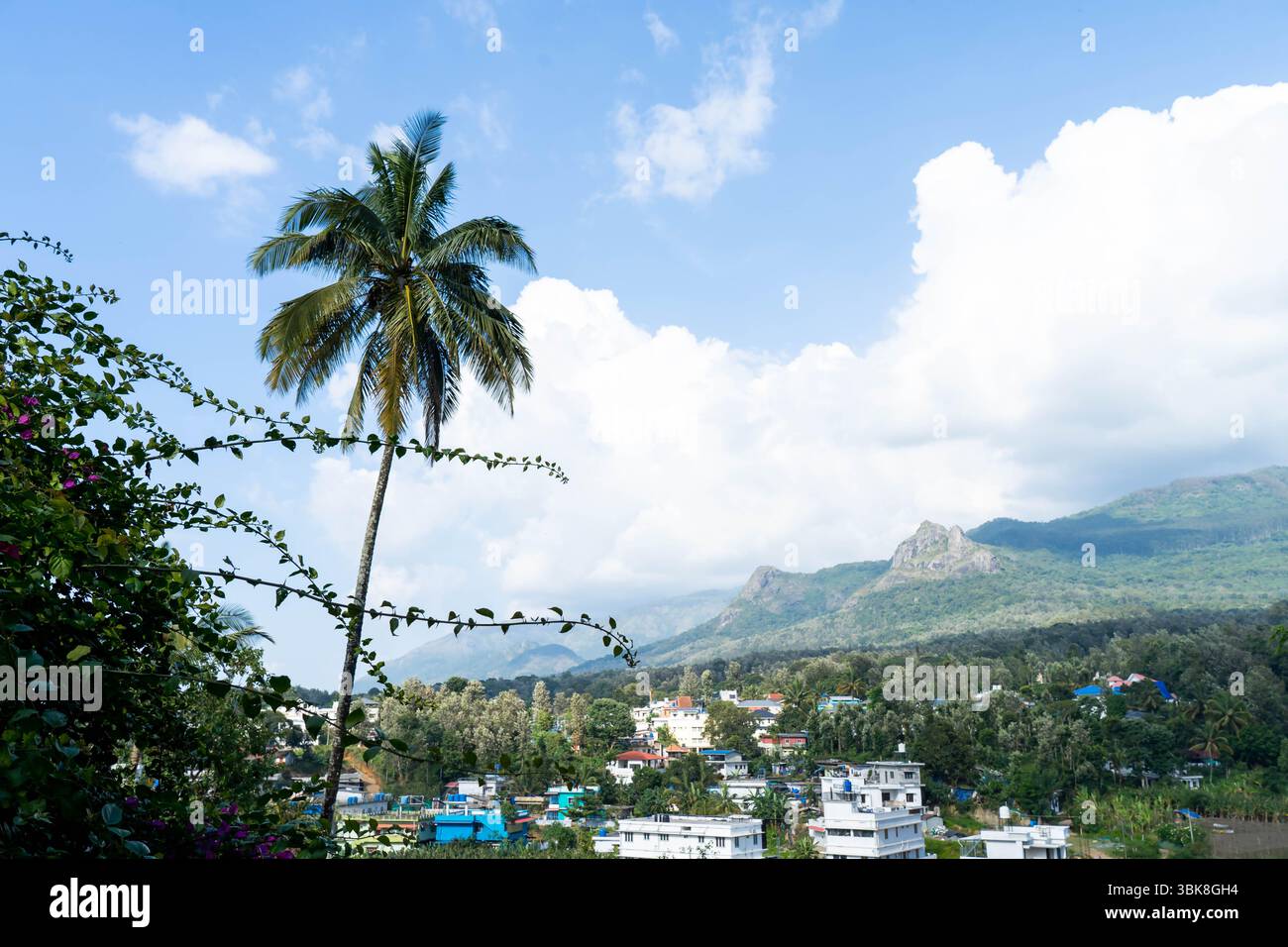 needle rock viewpoint Gudalur, Tamil Nadu Stock Photo - Alamy