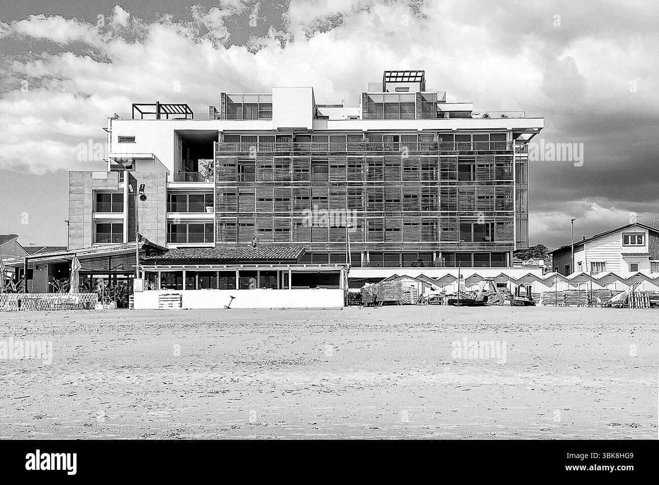 black and white, buildings on the beach, waterfront Stock Photo - Alamy