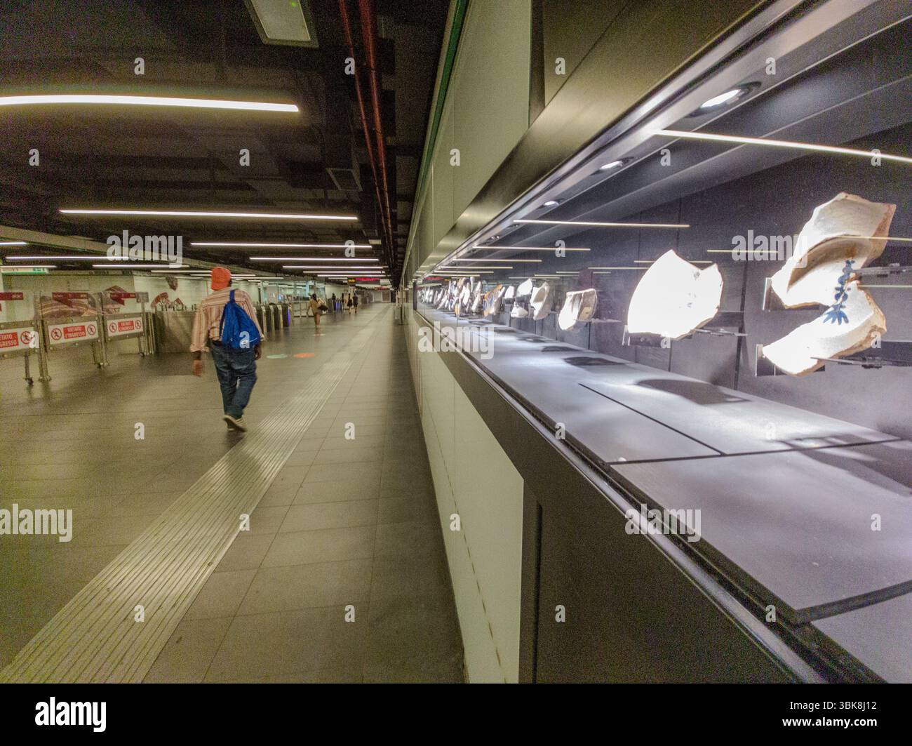 AN INTERNAL VIEW OF THE METRO LINE C Stock Photo - Alamy