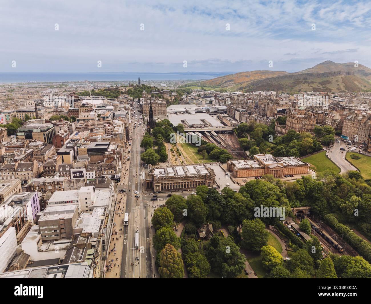 Ediburgh Scotland: 18th May 2025: Edinburgh Skyline and Waverley ...