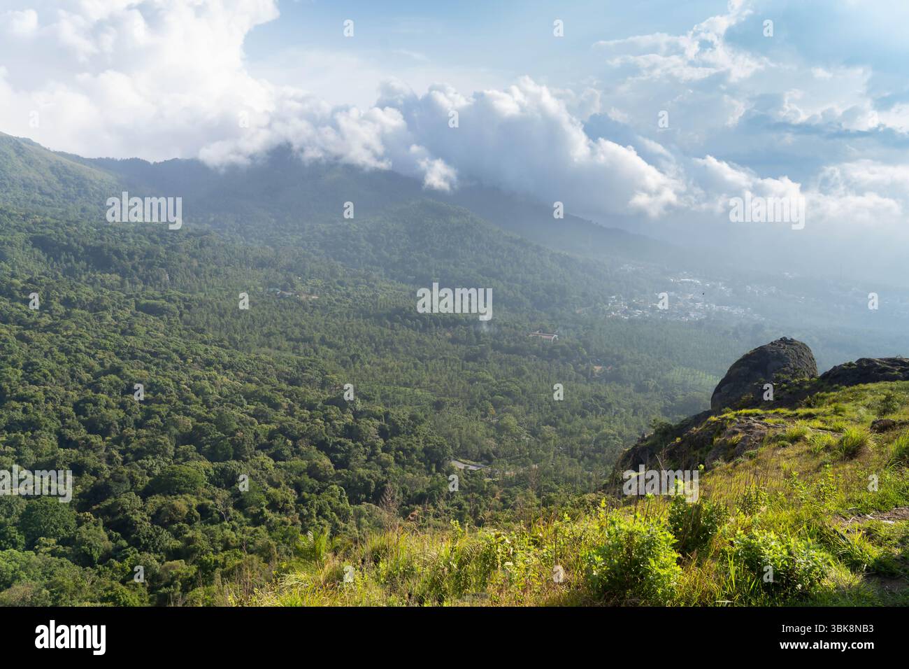 needle rock viewpoint Gudalur, Tamil Nadu Stock Photo - Alamy