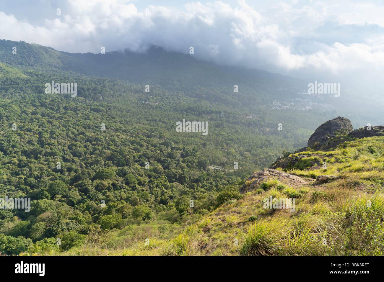 needle rock viewpoint Gudalur, Tamil Nadu Stock Photo - Alamy