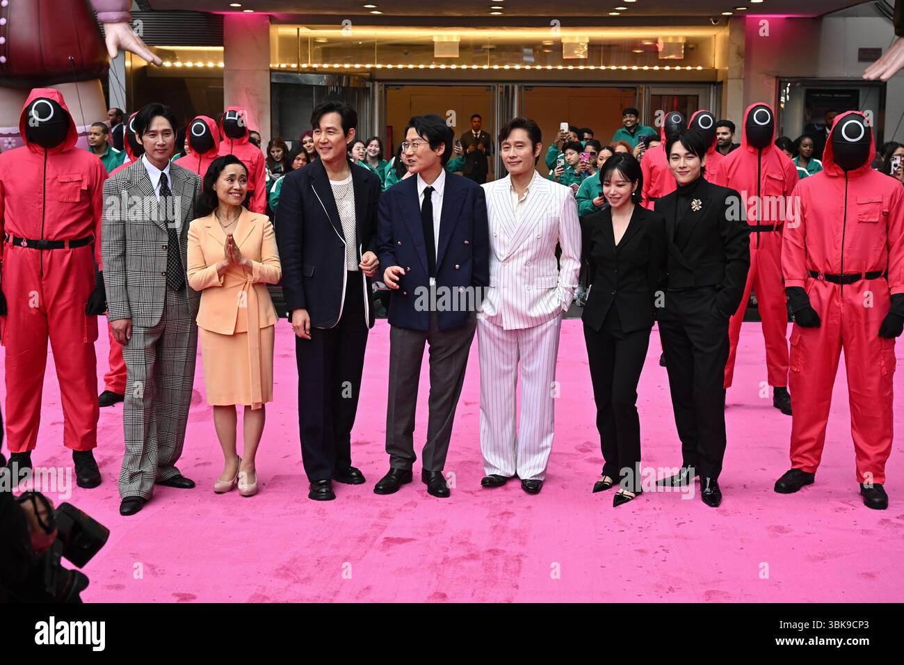 Park Sung-hoon, Kang Ae-sim, Lee Jung-jae, Hwang Dong-hyuk, Lee Byung ...