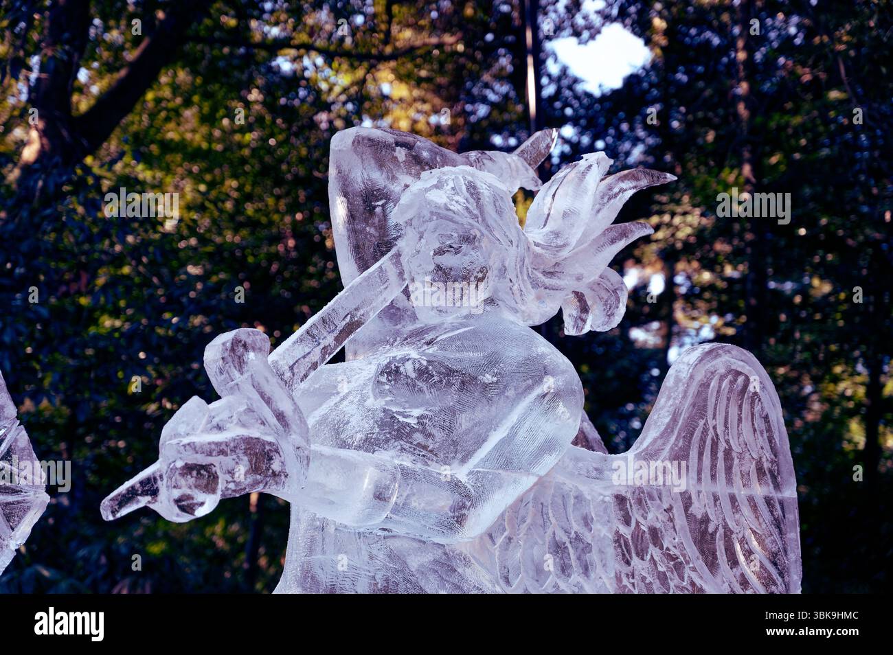 Angelical figure hi-res stock photography and images - Alamy