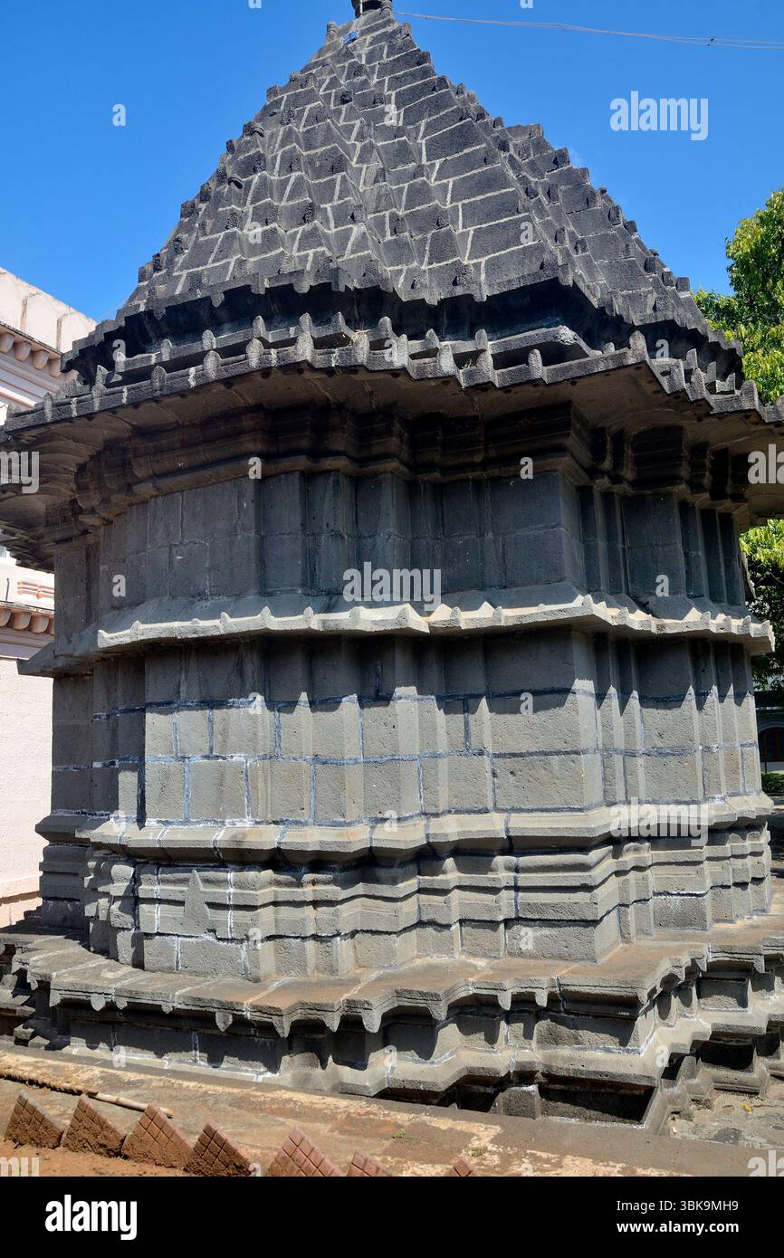 Carved Stone Temple at Siddhagiri Gramjivan Museum (Kaneri Math), it is ...
