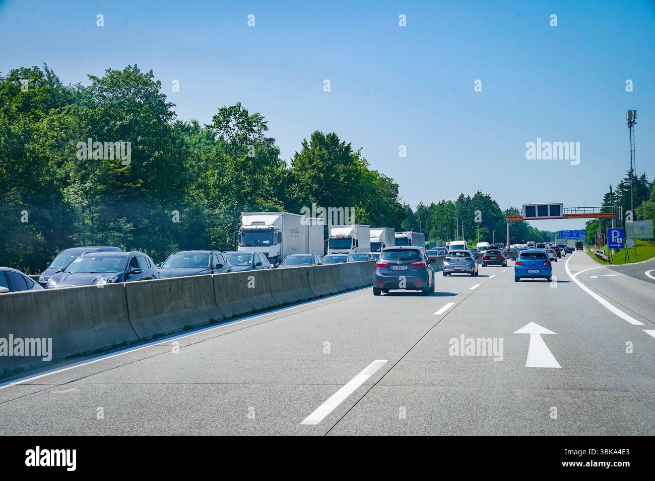 Grenzgebiet Salzburg, Österreich, Europa, Autobahn A1, Rückreiseverkehr ...