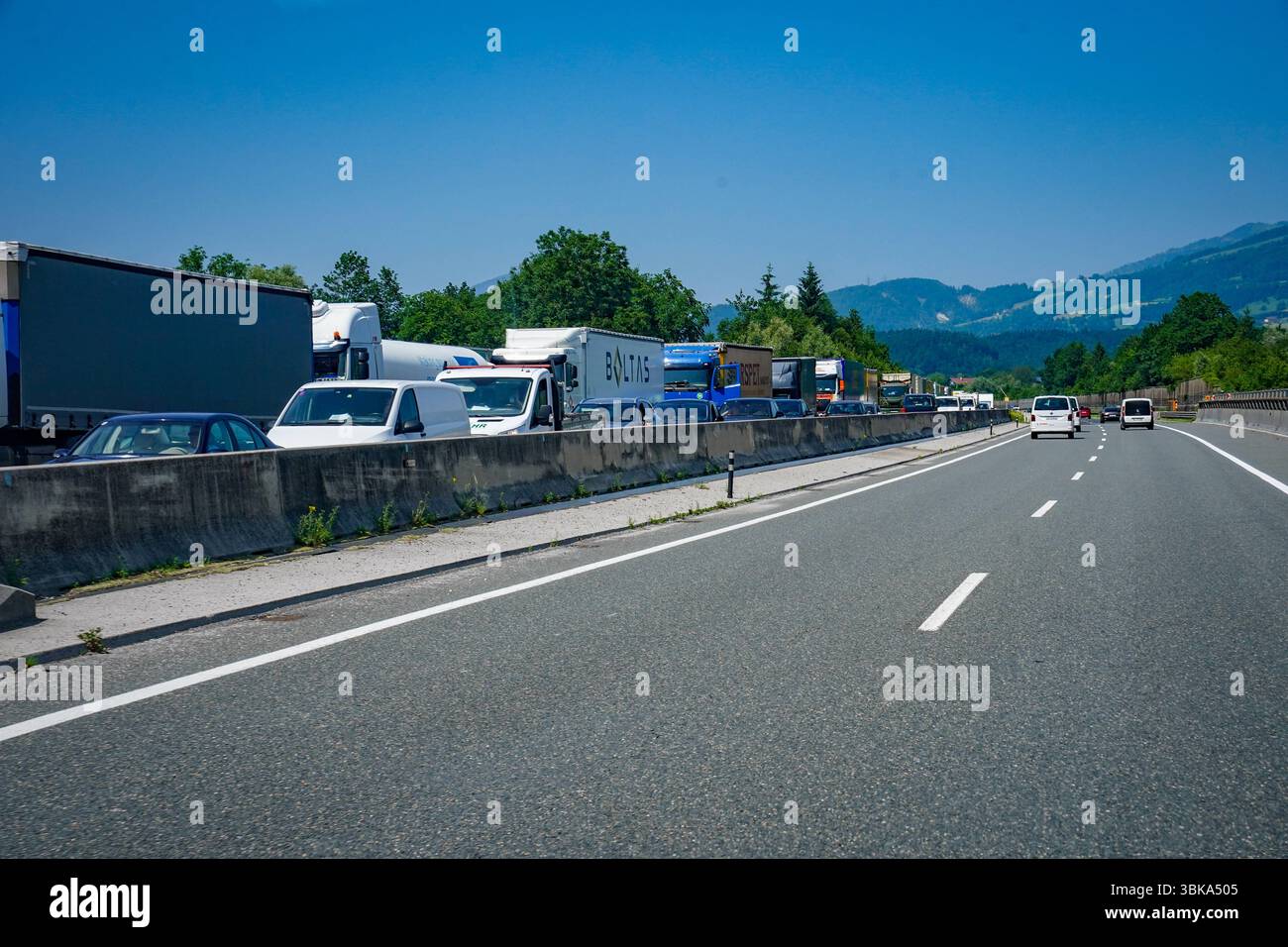 Salzburg, Österreich, Europa, Autobahn A10, Tauernautobahn, Stau ...