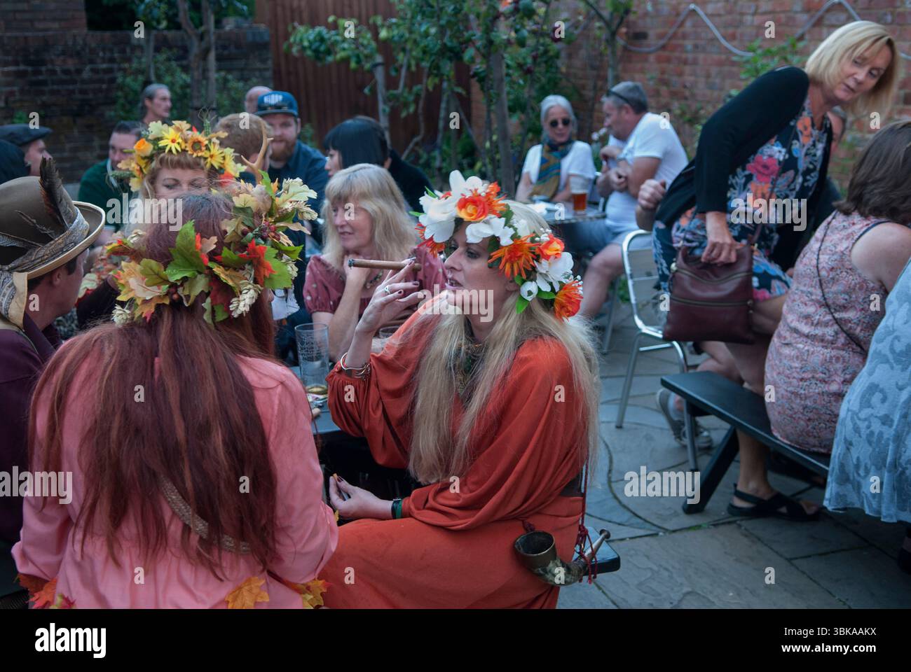 Group modern hippie woman hi-res stock photography and images - Alamy