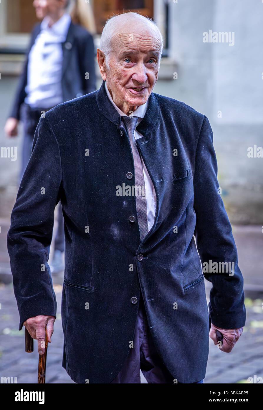 06 June 2025, Schleswig-Holstein, Lübeck: Actor Armin Mueller-Stahl ...