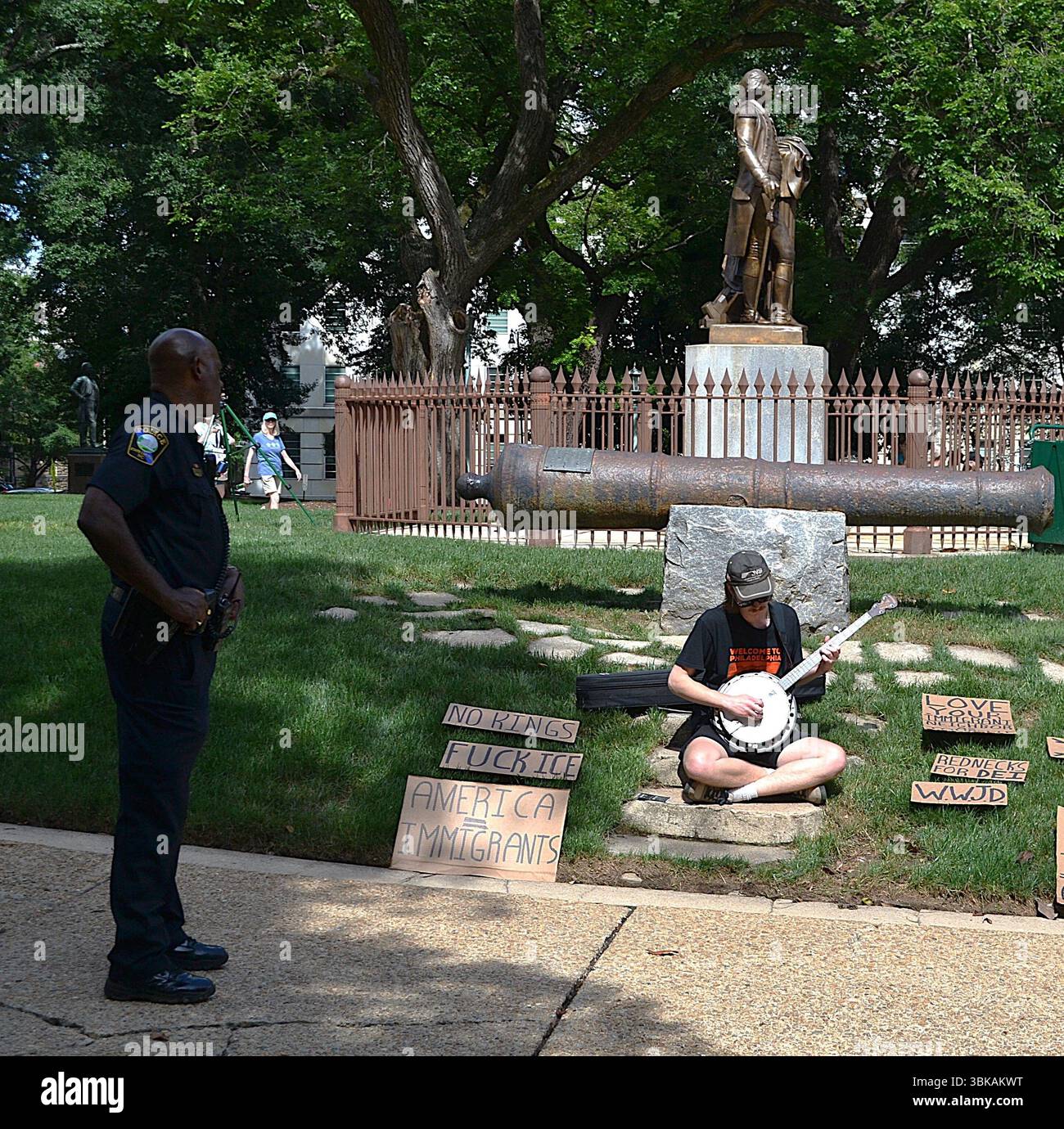 Banjo Player at NO KINGS Rally in Raleigh, North Carolina, 2025 Stock ...