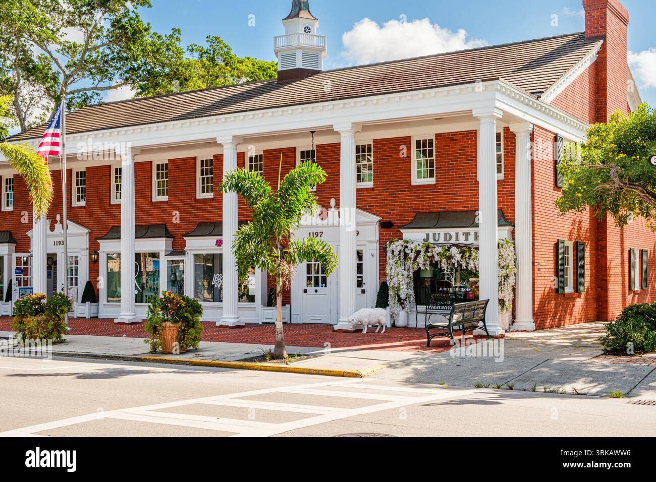 Shops on 3rd Street, South, Naples, Florida Stock Photo - Alamy