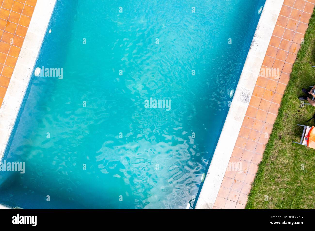 Pool steps top down hi-res stock photography and images - Alamy